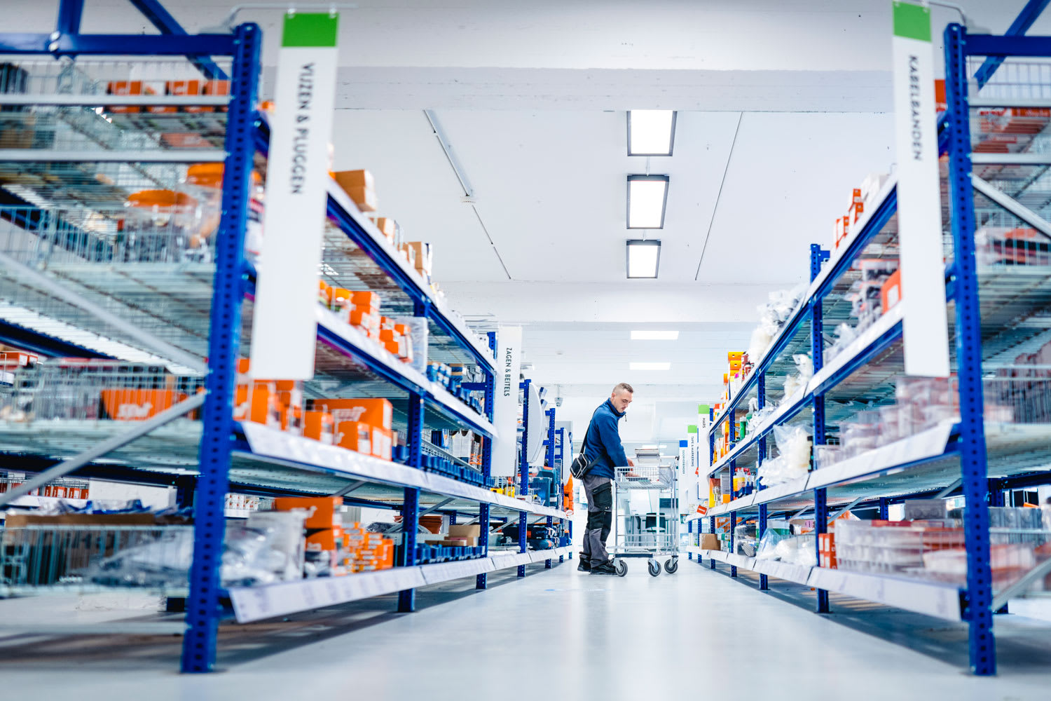 CEBEO | Elektro groothandel voor alle elektrisch materiaal